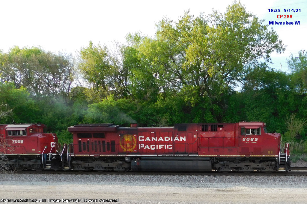 288 arrives @ Muskego yard